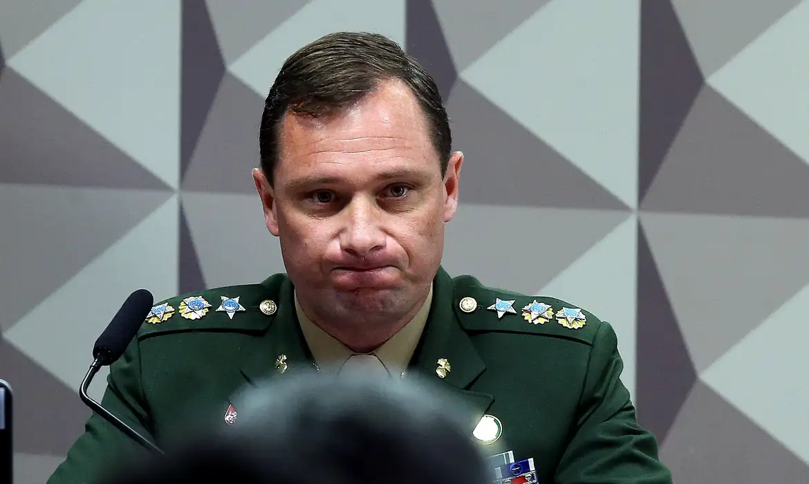 Mauro Cid Prestará Novo Depoimento à Pf Na Terça Feira 19 Portal Em